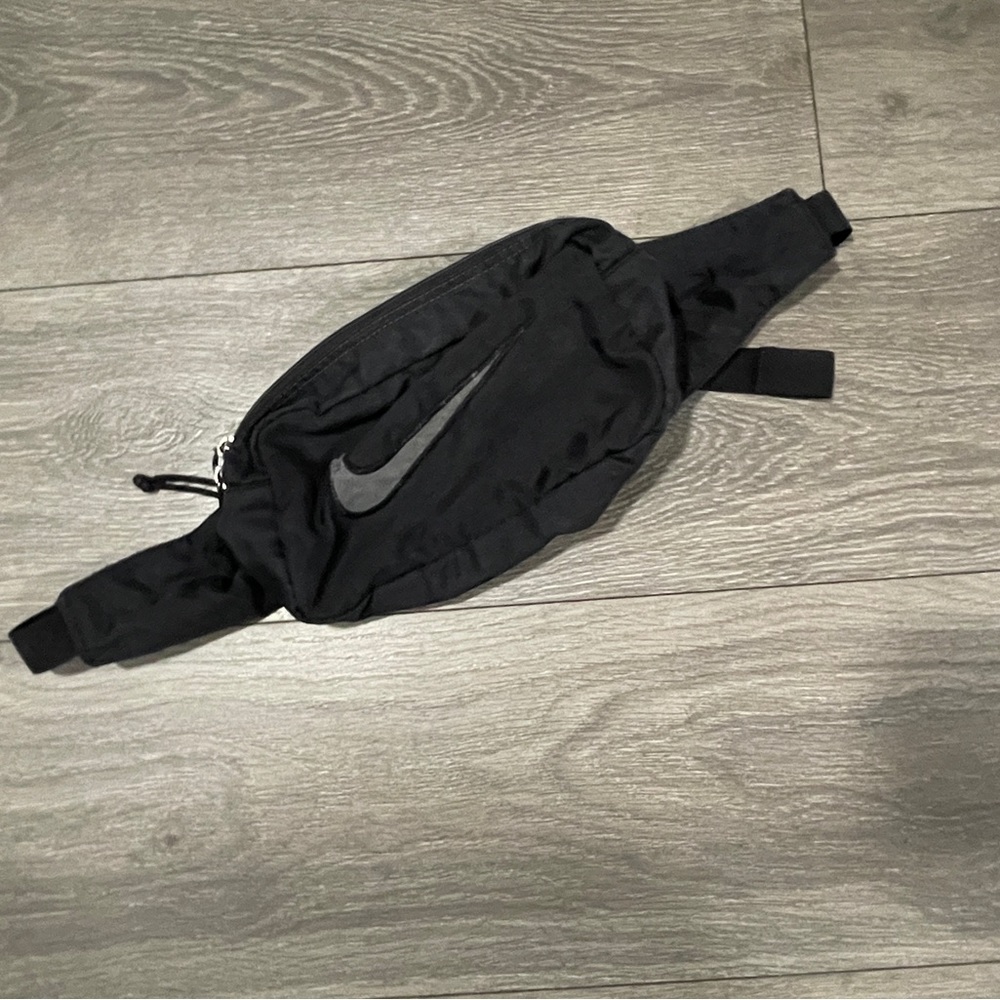 Vintage Nike Fanny Pack. - Gem